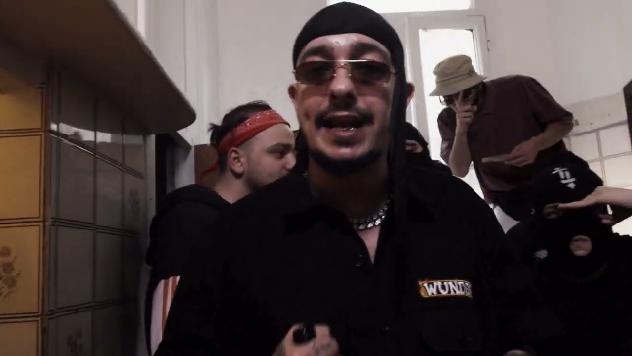 Karanlık Suratlar - Maestro: Song Lyrics, Music Videos & Concerts