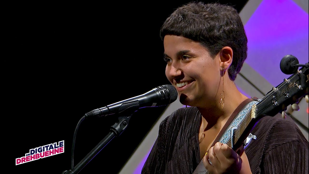 Die Digitale Drehbühne - Das Konzert - Mit Elena Steri - YouTube