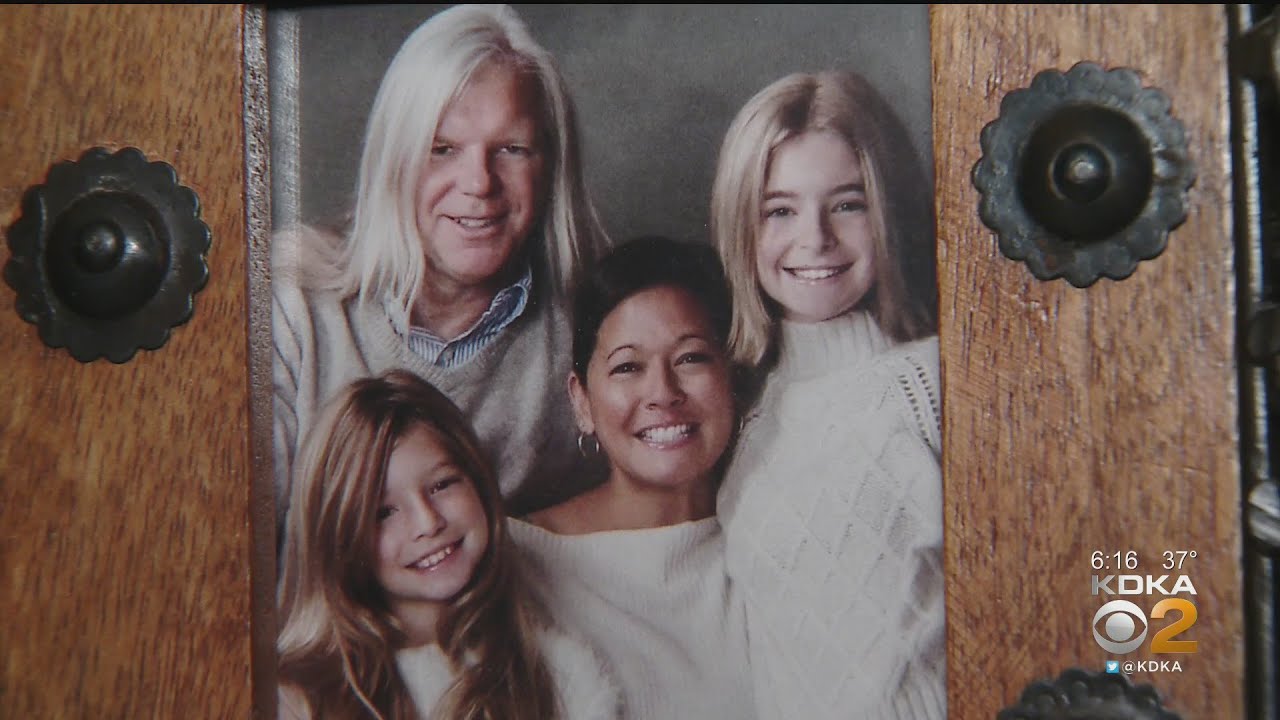 Scott Blasey Honors Wife Of Clarks Guitarist With Livestream Concert ...