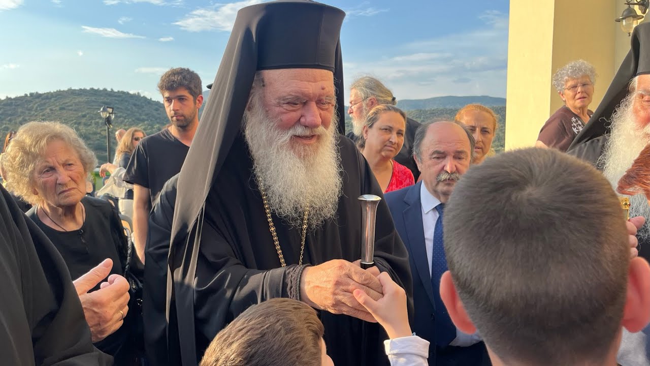Ο αρχιεπίσκοπος Ιερώνυμος στον εορτάζοντα ναό του Αγίου Λουκά στα ...