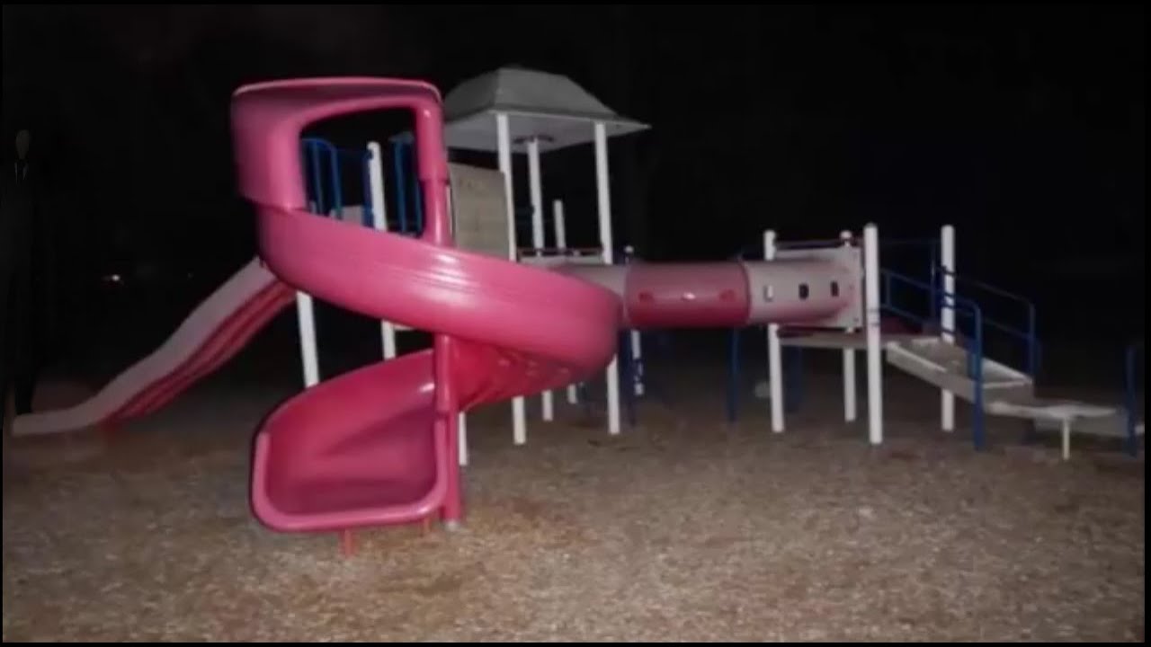 liminal images with unnerving music - YouTube