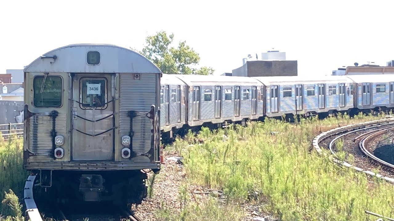 R42 & R32 Train Action - YouTube