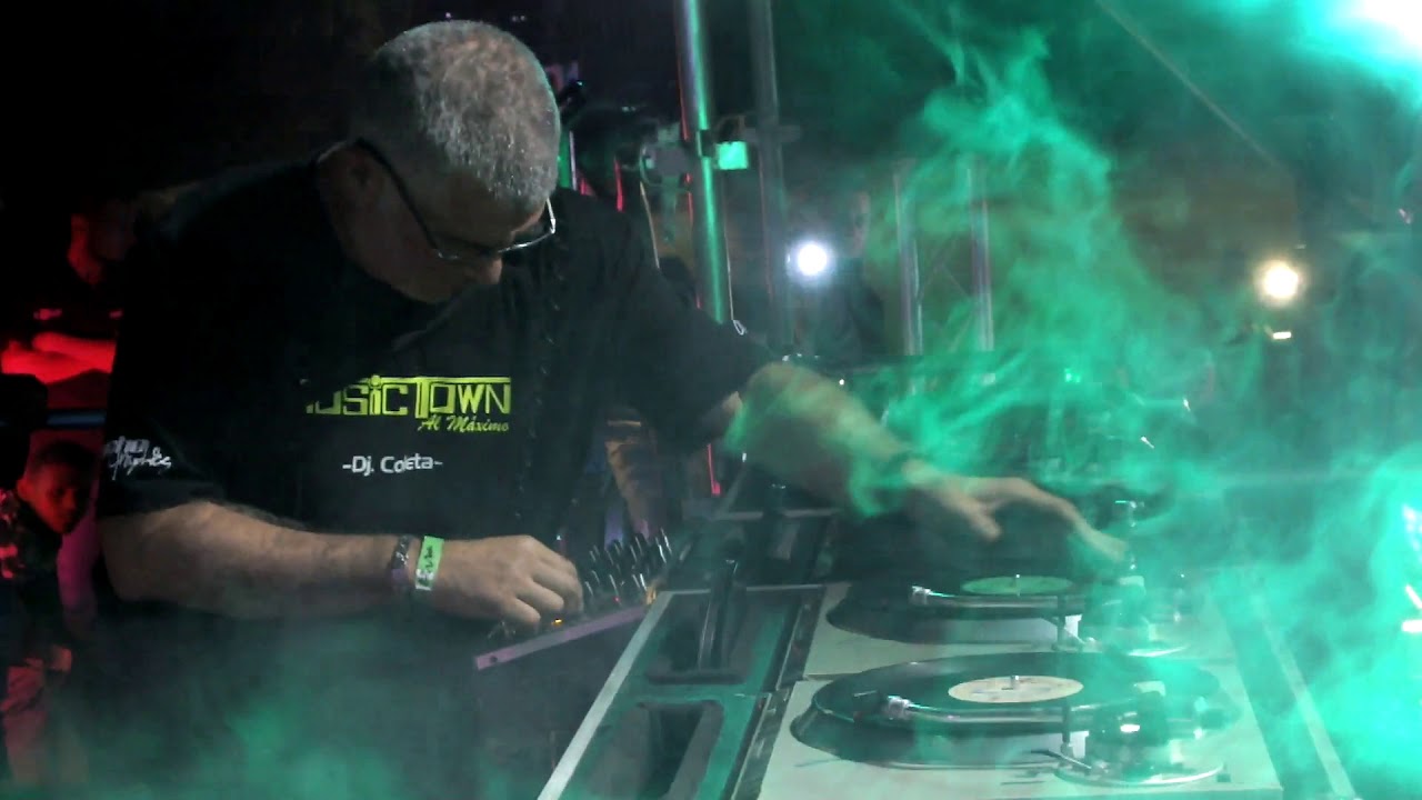 DJ Coletta La Fiesta de todas las eras II - YouTube