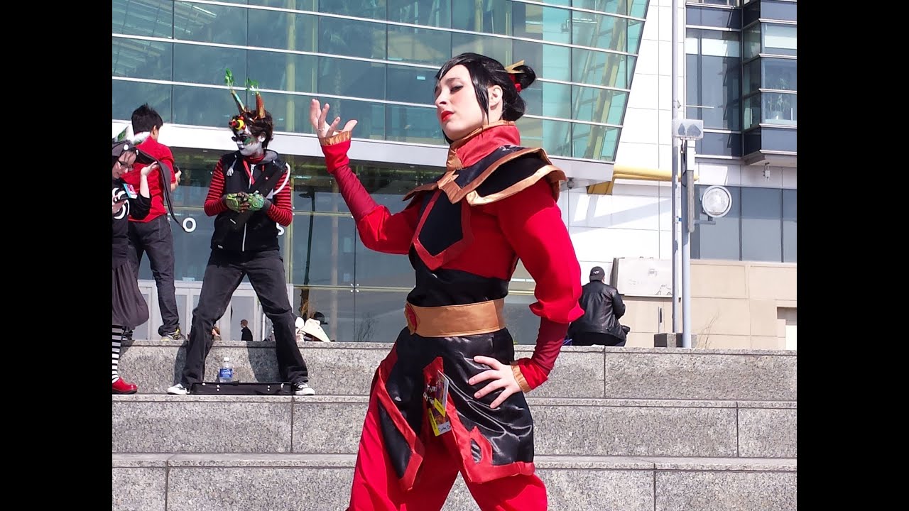Cosplay Wig Styling: Azula - YouTube
