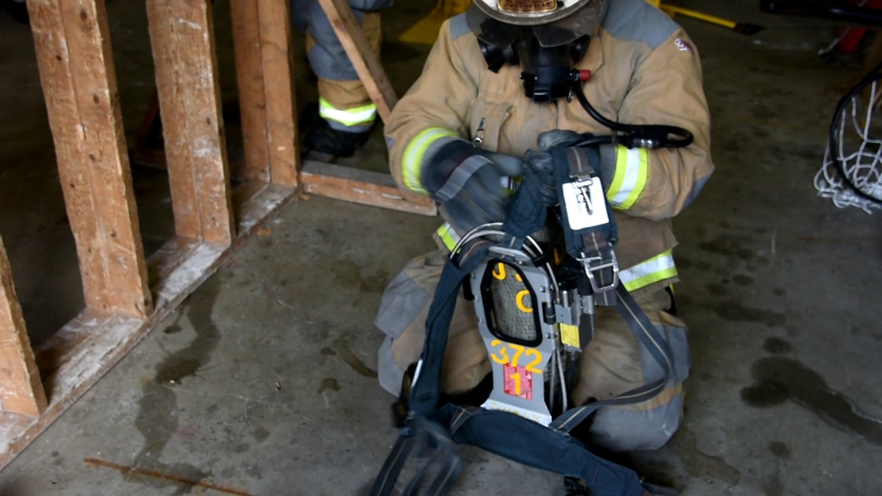 FIREFIGHTER SURVIVAL: Wall Breach Full Escape - Skill Sheet 8e - YouTube