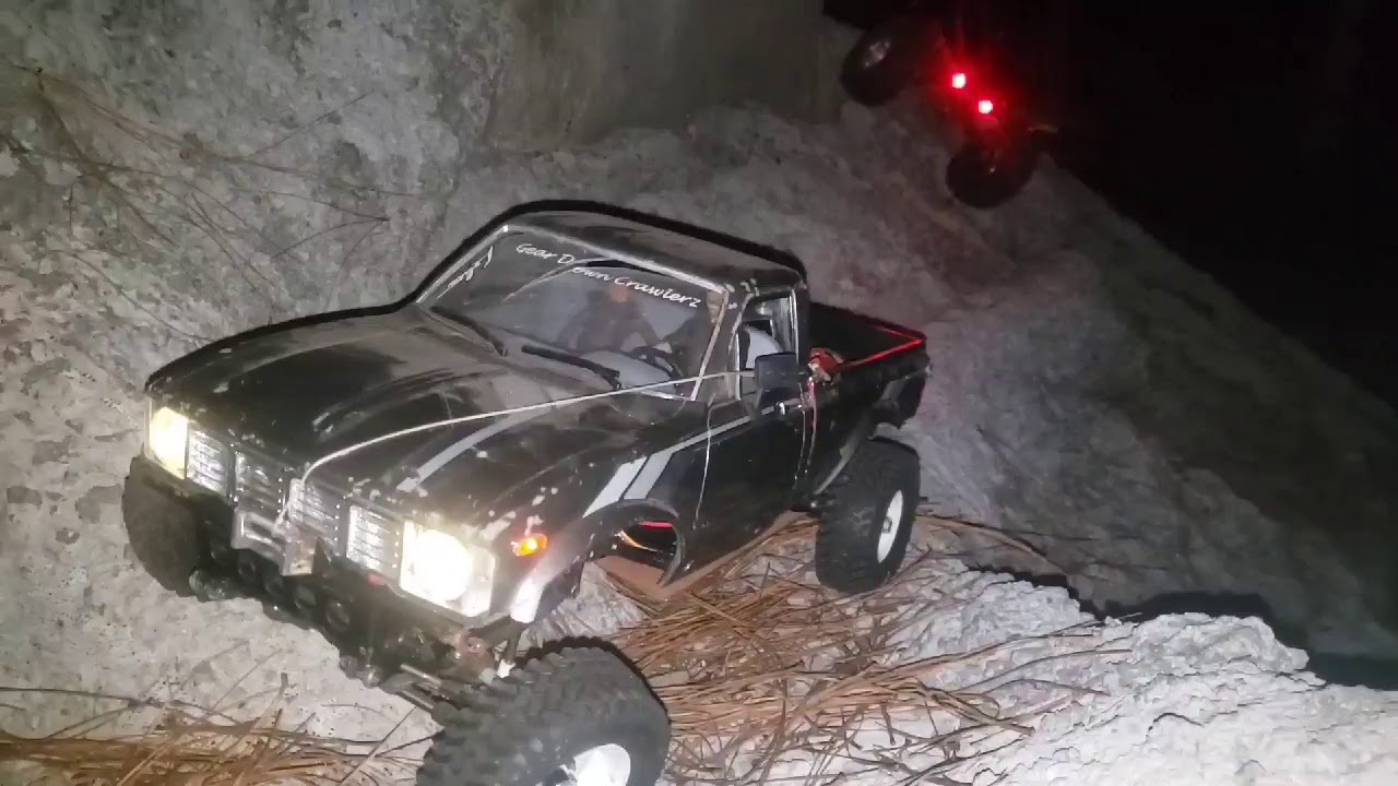 Halloween Crawler - YouTube