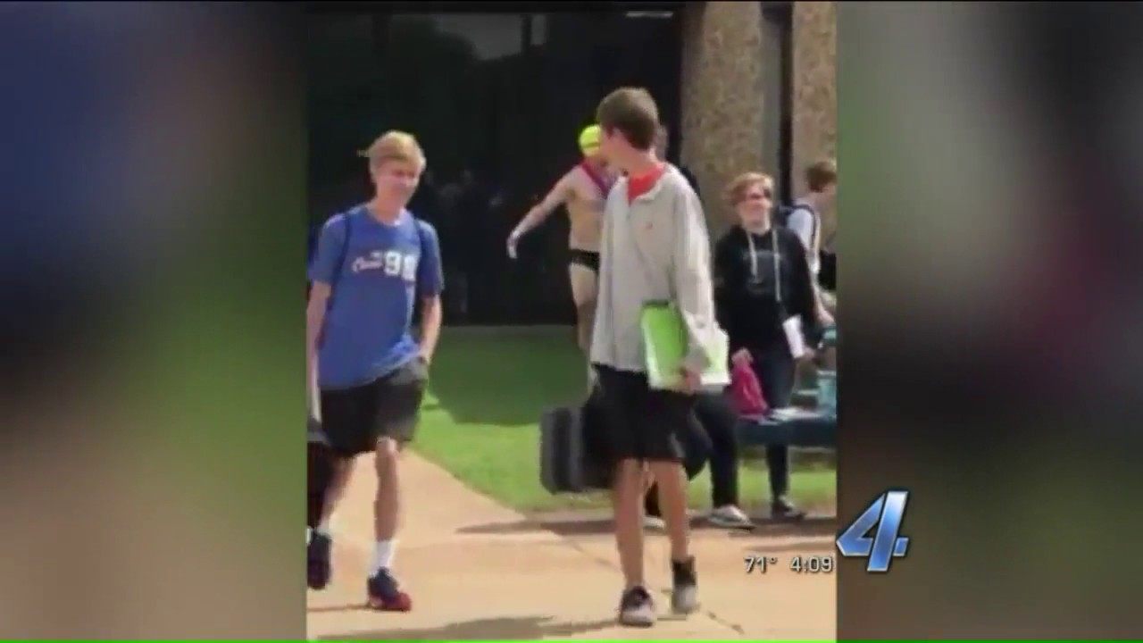 170613086 Dad Picks Up Son While Wearing A Speedo - YouTube