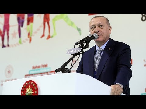 Cumhurbaşkanı Erdoğan: Arkadaşlarıyla omuz omuza vermeyi bilen gençlere ihtiyacımız var
