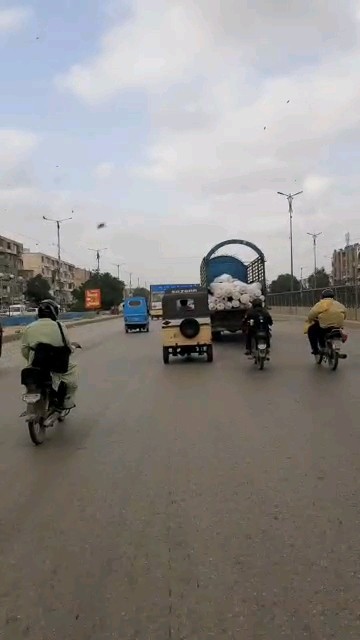 Nagan chorangi Bridge #karachi city #song# - YouTube