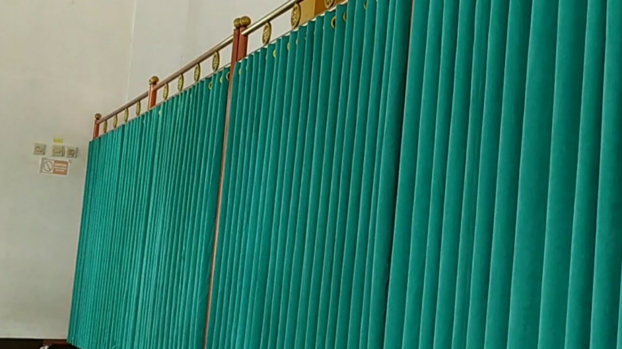 Proses pemasangan kain partisi masjid - YouTube