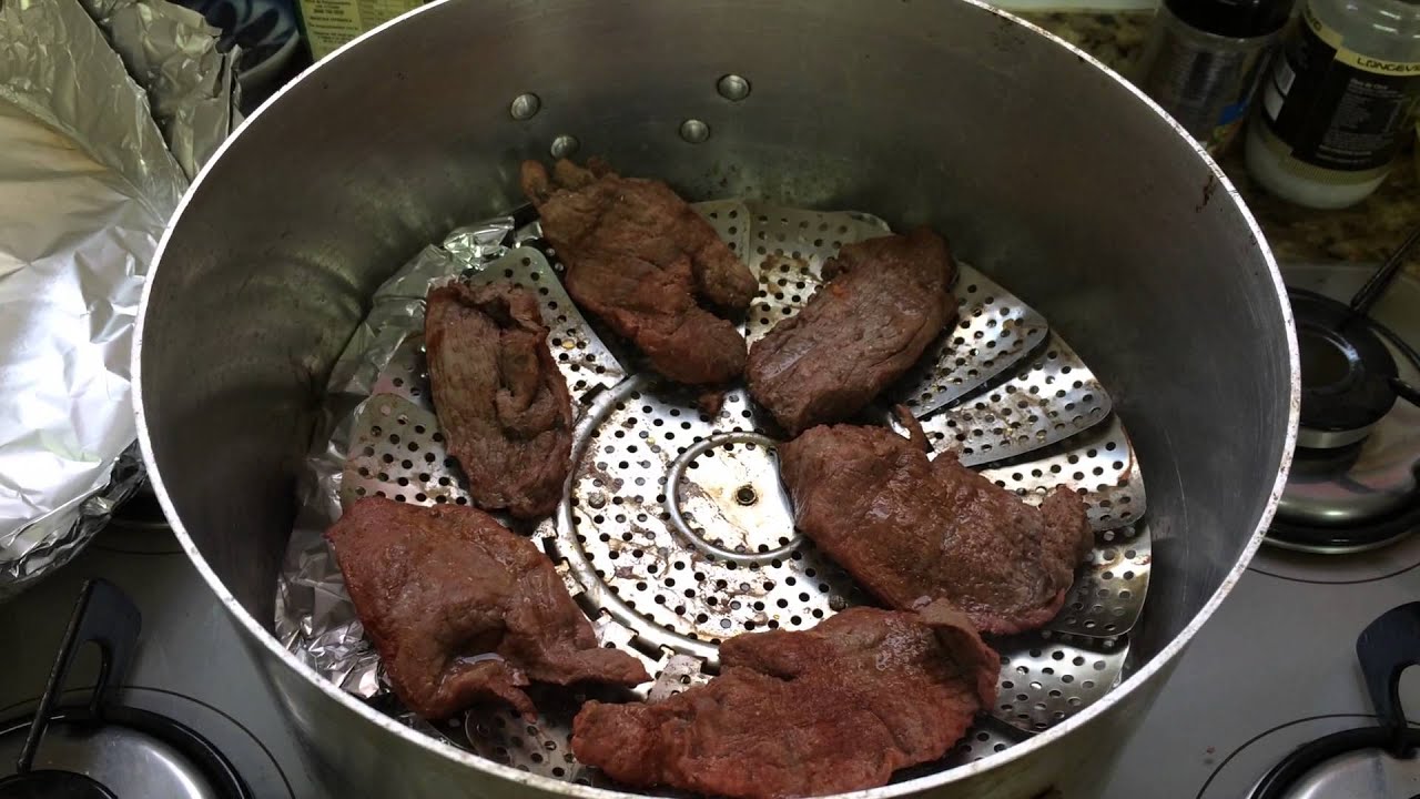 Carne defumada em panela caseira - YouTube