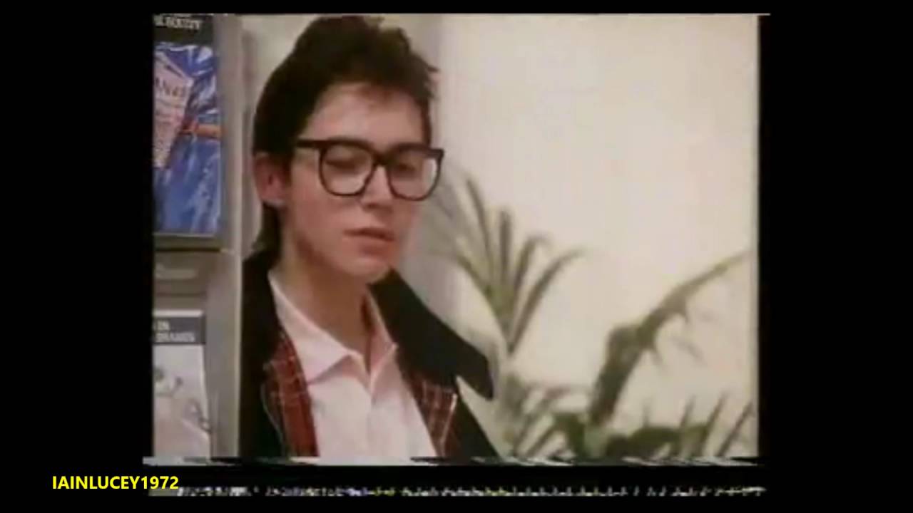 BARCLAYS BANK TV ADVERT 1988 opening a young persons account LWT HD ...