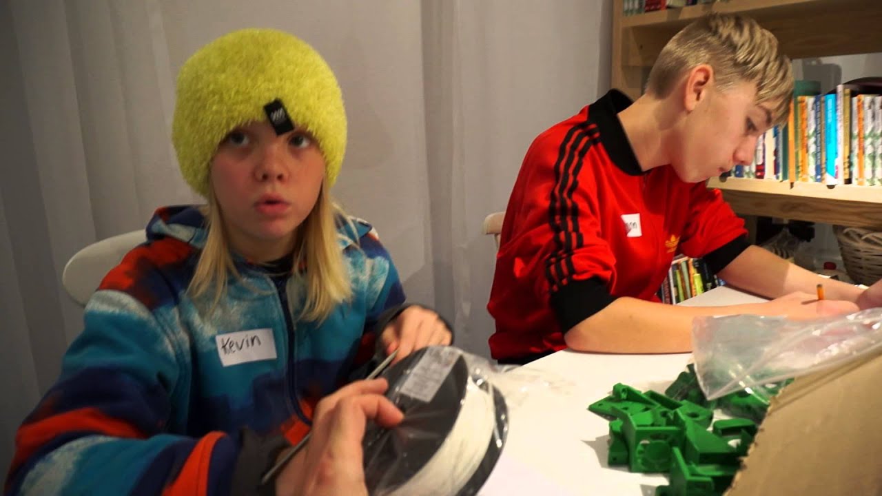 Montering RepRapPro Ormerod 2 38 - YouTube