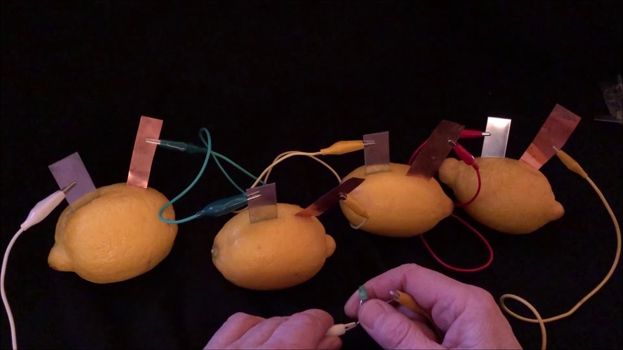 Gör ett batteri av citroner - YouTube