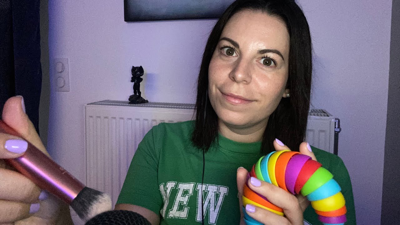 ASMR | Greek ASMR | relaxing triggers and chit chat - YouTube