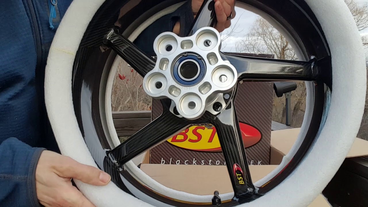 BST Carbon Fiber Rim Unboxing - YouTube