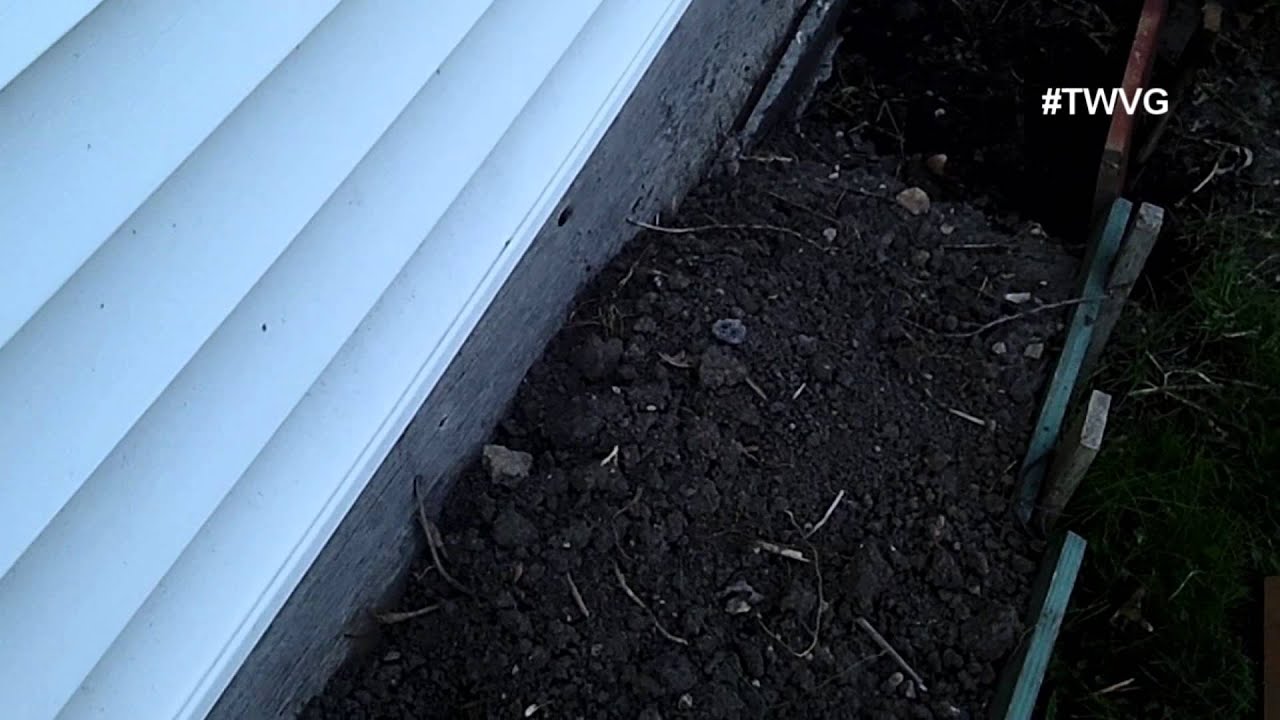 Zero Cost Raised Bed (Friction Fit) - Straight to the Point - YouTube