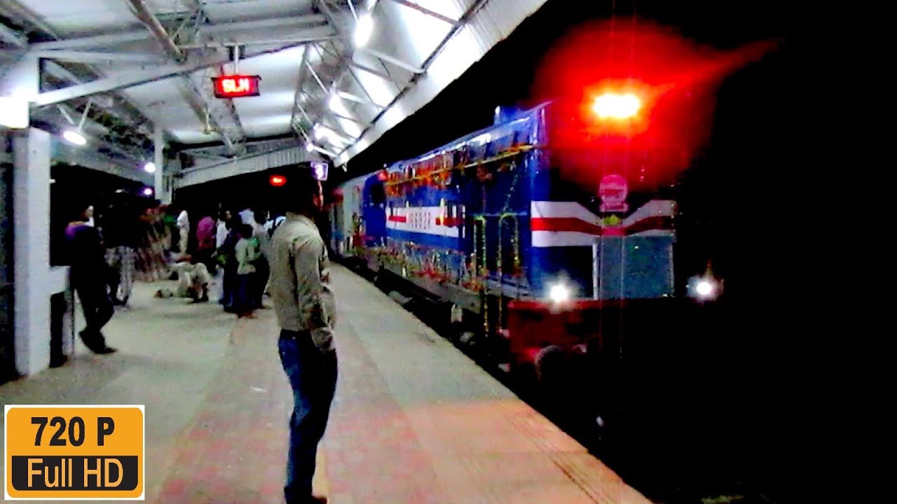 INAUGRAL RUN:Fully New LHB Suhaildev SF Express Makes Sultanpur Jn ...