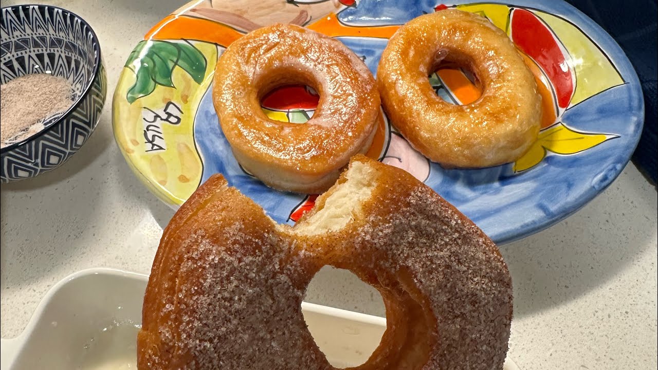 Churro/Donut/Croissant= Delicious!!!😋😋😋Better than Duncan Donuts ...