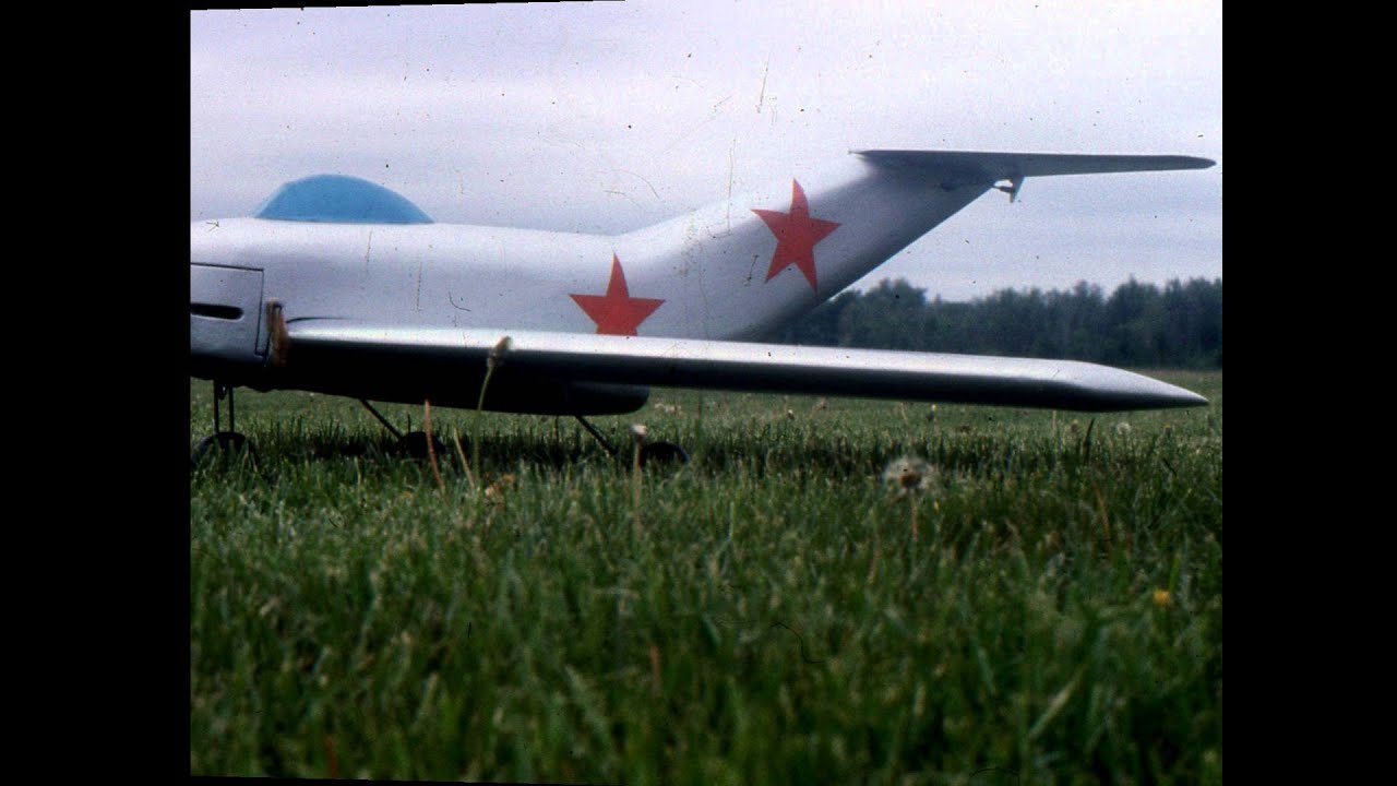 Radio Controlled Model Planes 1970 - YouTube