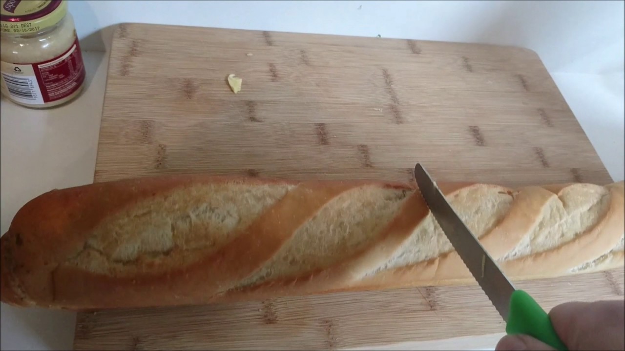 Bored man garlic bread - YouTube