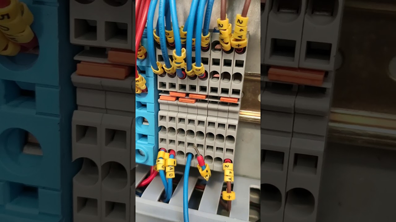 How to insert shortlink in to terminal block and test it - YouTube