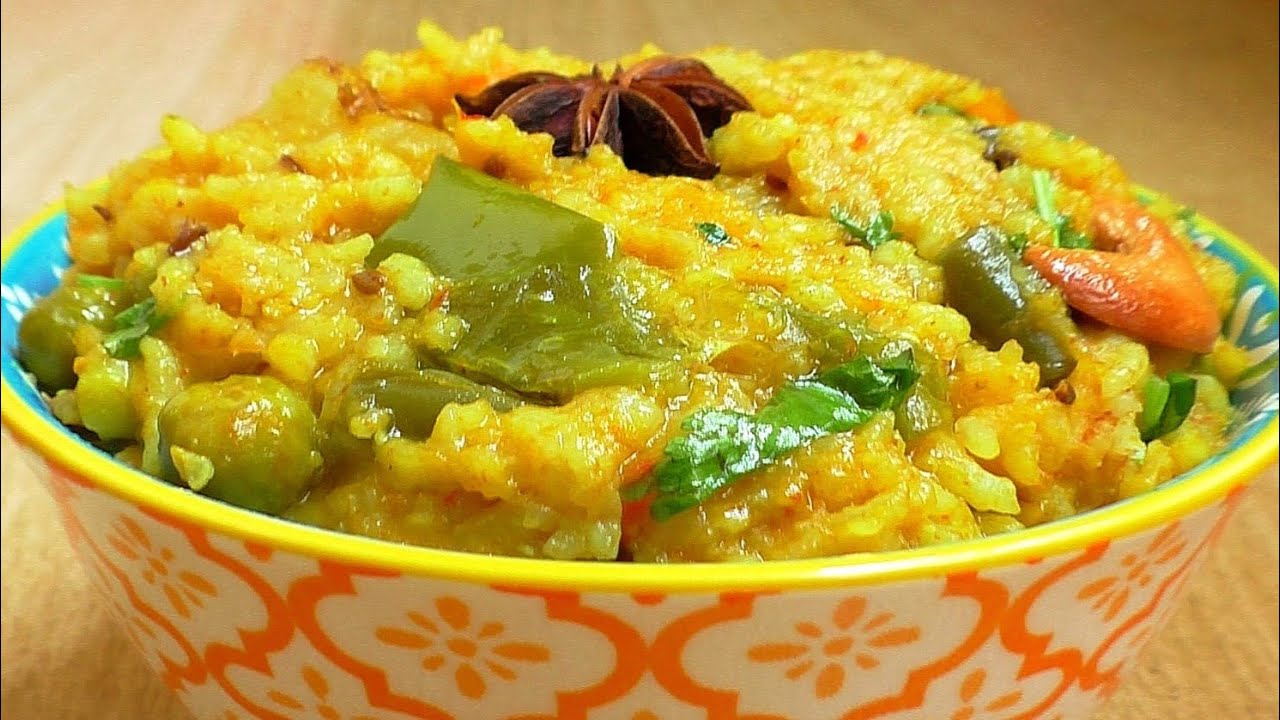 Iskcon Temple Kichadi | Iskcon Prasadam Recipe | Khichdi Recipe - YouTube
