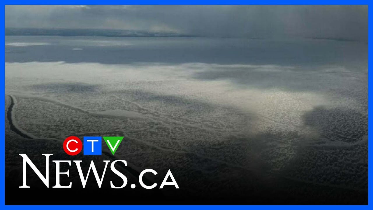 Dangerous ice conditions on Lake Simcoe - YouTube