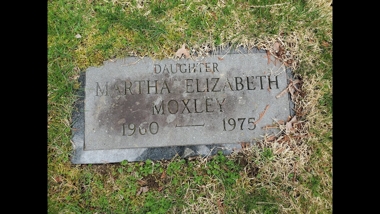 New England Graveyard; Visiting Martha Moxley - YouTube