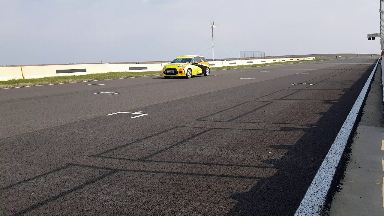 Motorpark Adancata 2 Track Day - YouTube