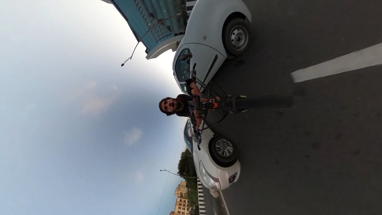 Road Rash in real life | Mumbai traffic | Don't try this. - YouTube