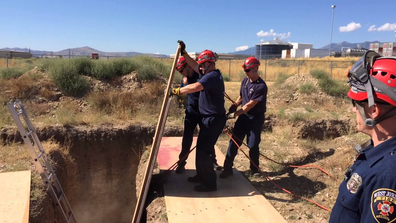Trench Rescue Panel Placement Same Side Panel Set Method - YouTube
