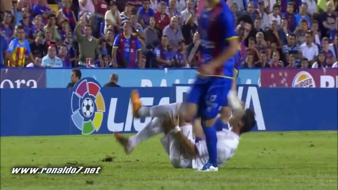 Cristiano Ronaldo brutally tackled/fouled and injured - YouTube