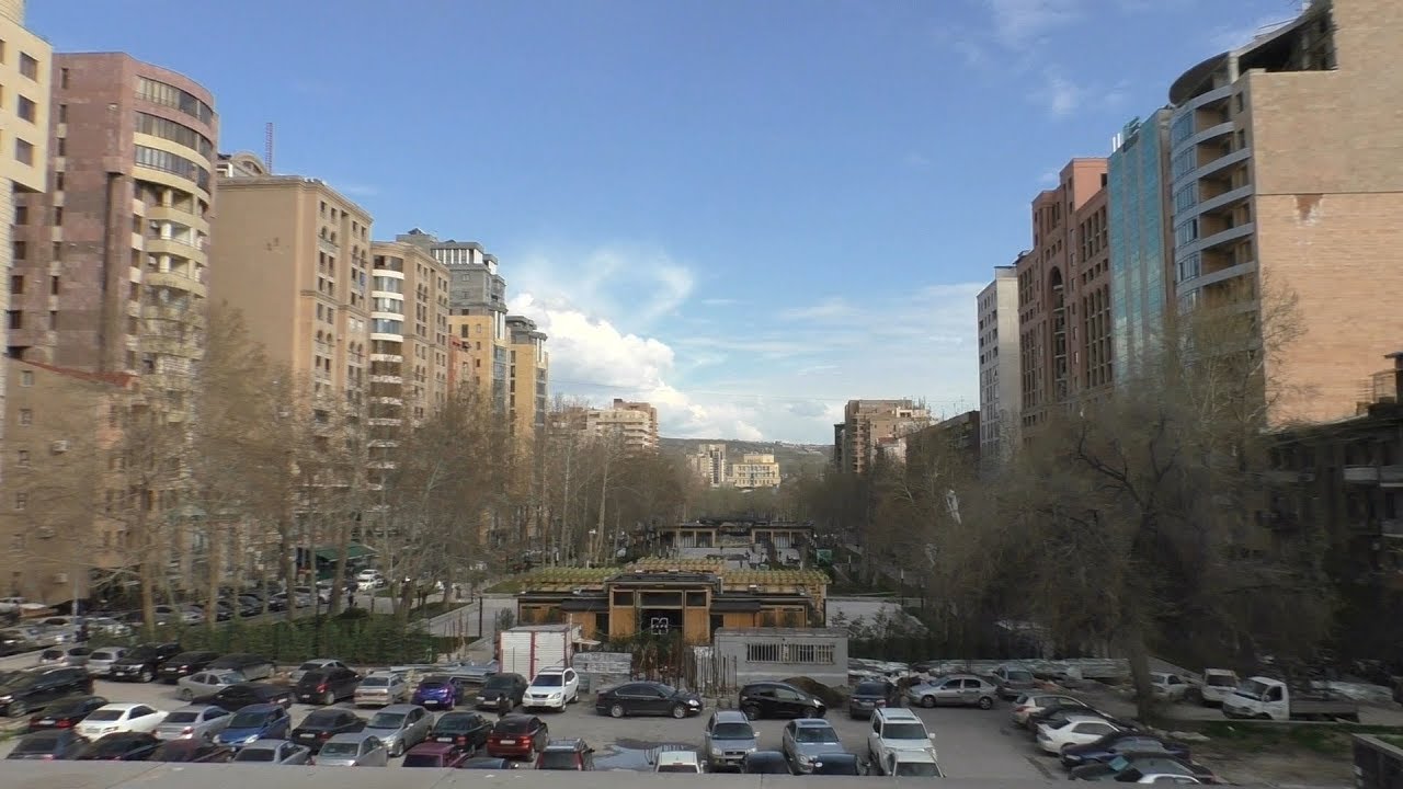 Yerevan, 08.04.19, Mo, Video-1, Tesaran norakaruycic, Saryan, Bulvar ...