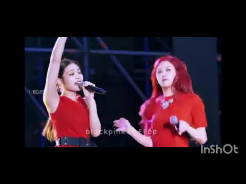 Blackpink BTS yüzünden mi sahneden indirildi?