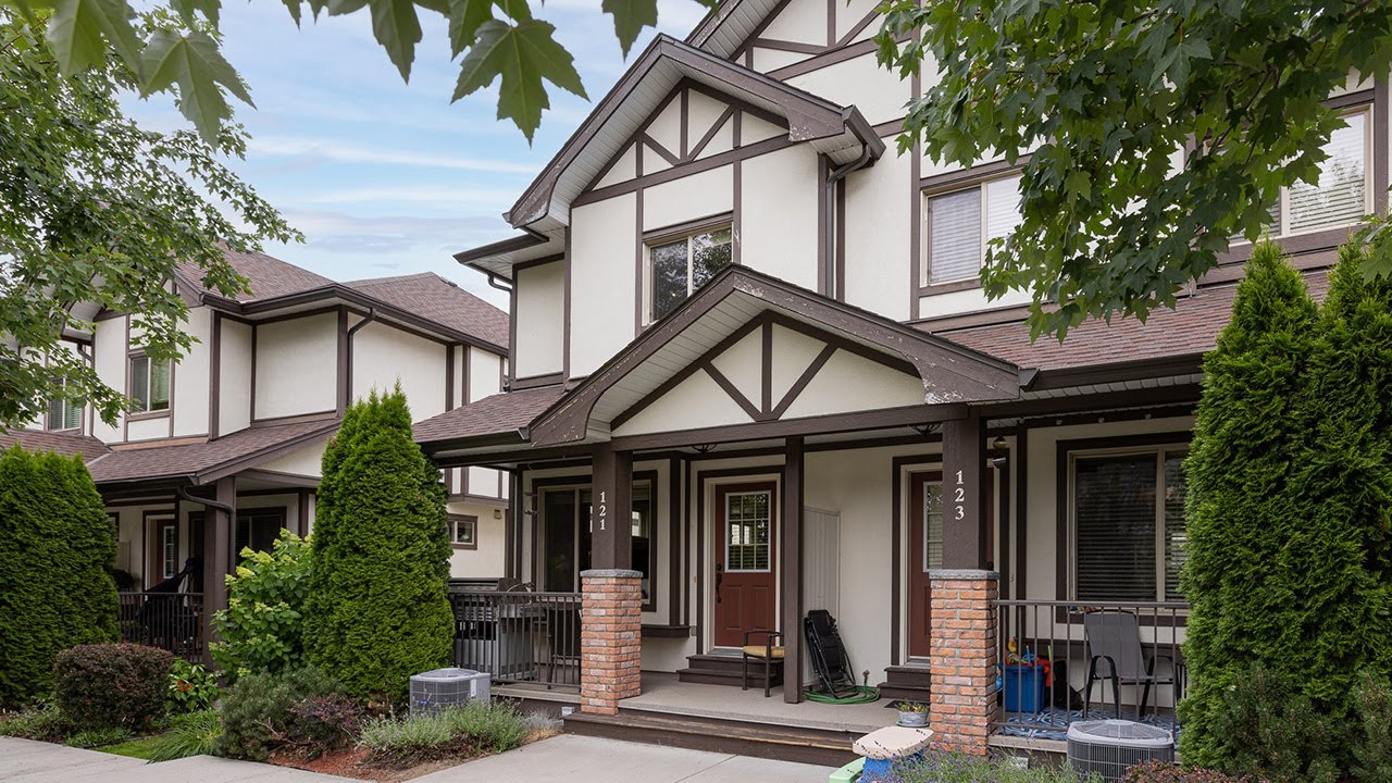 121-1651 Lynrick Rd Walkthrough - YouTube