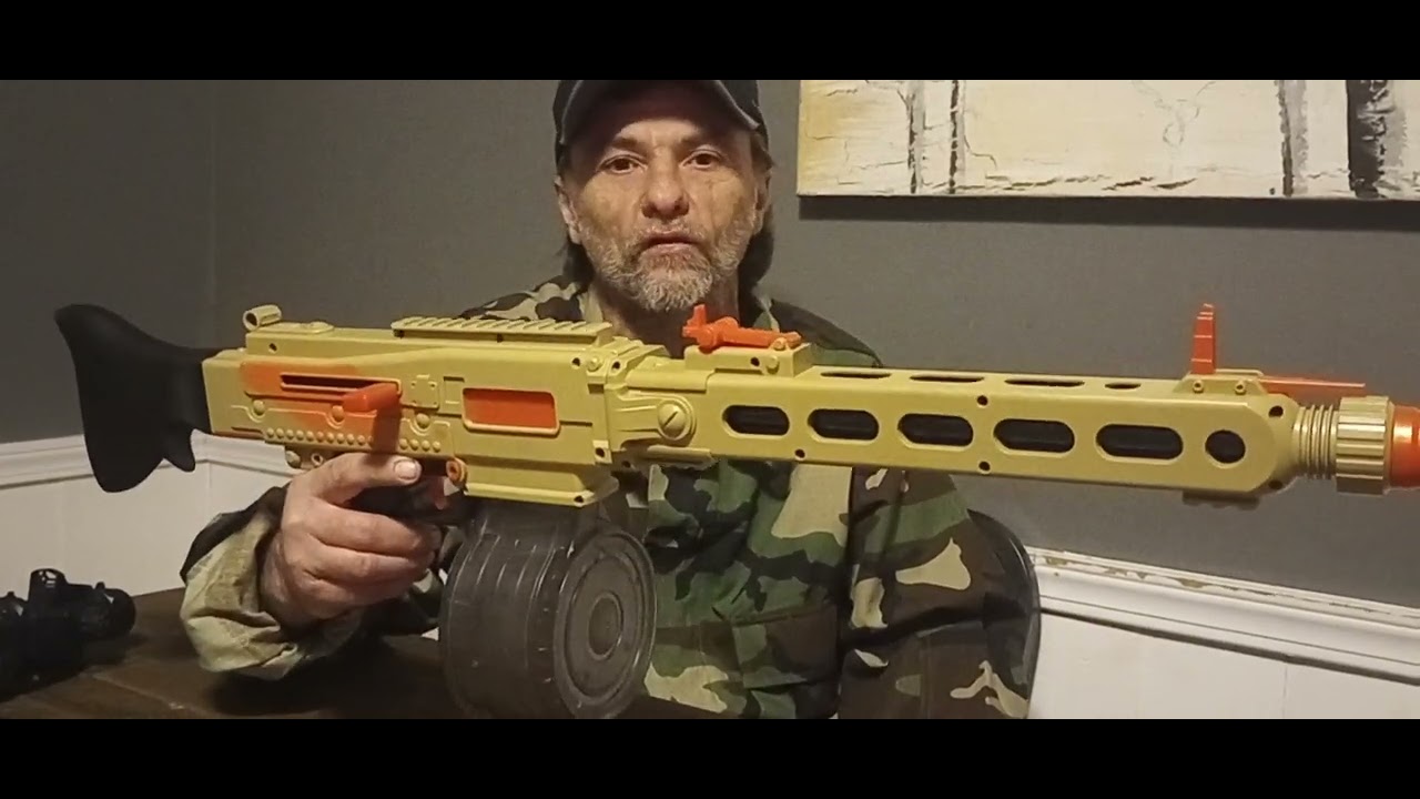 review of a MG3 an AEG dart blaster and Amazon special - YouTube