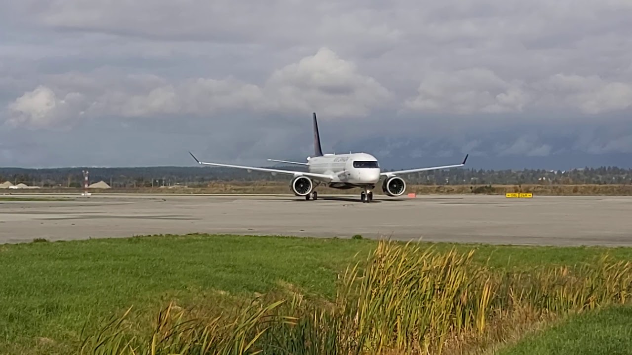 AIRSIDE CLOSE UP | Air Canada A220-300 - YouTube