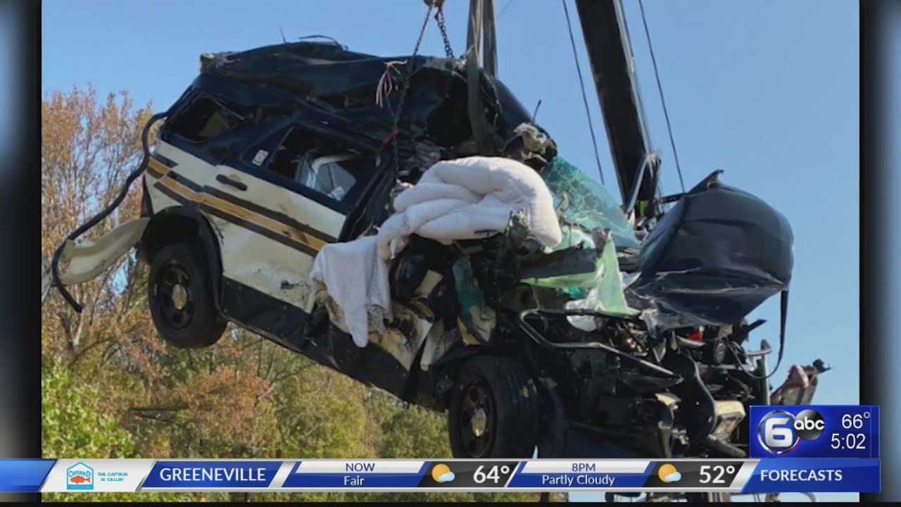 TDOT workers killed, THP trooper injured in I-40 crash - YouTube