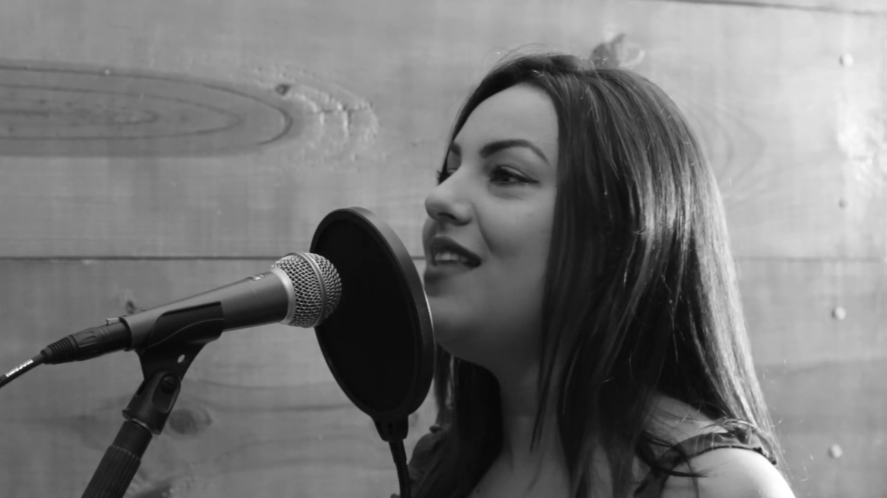 Something's Got A Hold On Me - Marcelle Maganha (Etta James Cover ...