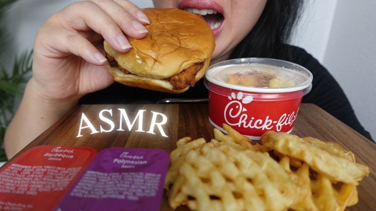 ASMR CHICK FIL A CHICKEN SANDWICH, MAC AND CHEESE & WAFFLE FRIES ...