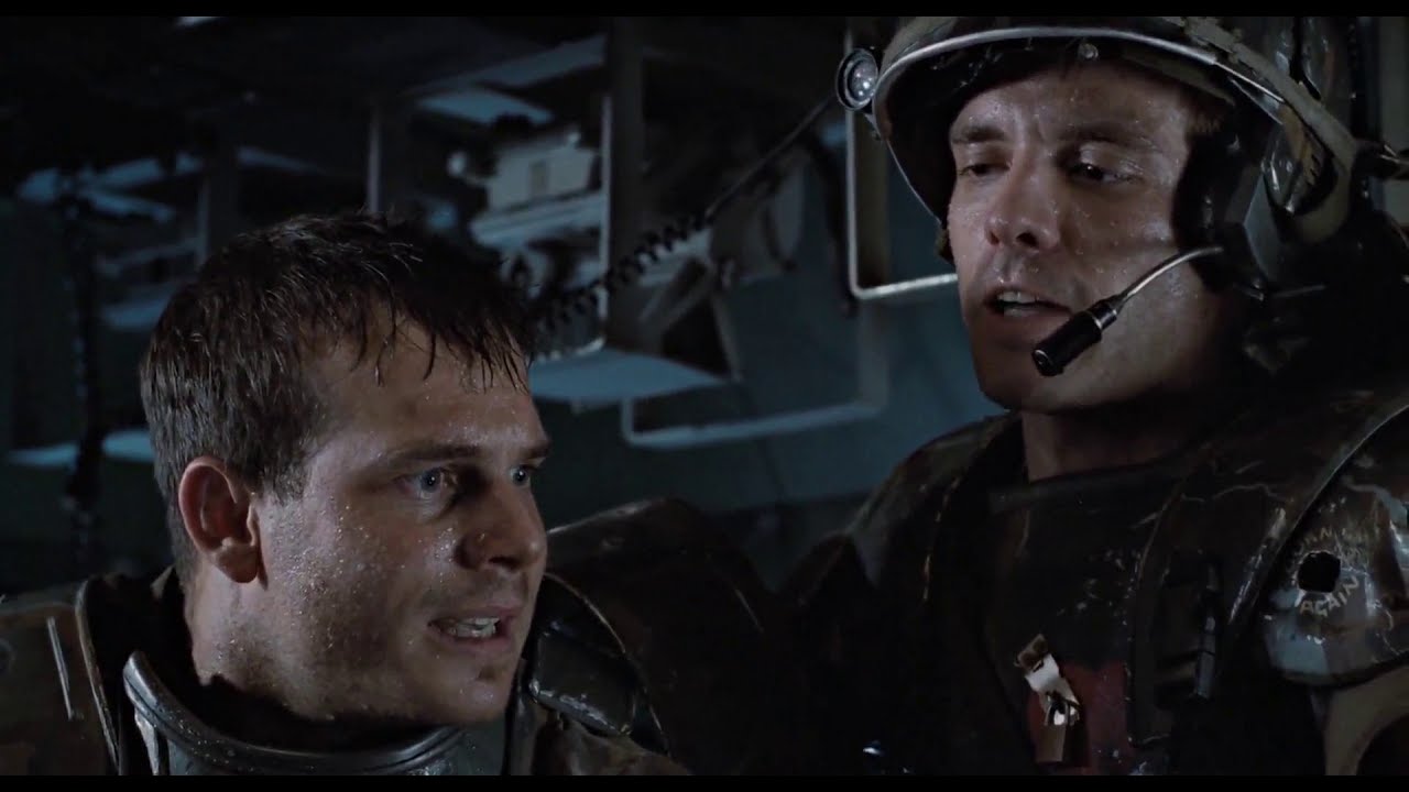 Aliens (1986) clip - Corporal Hicks is in charge - YouTube