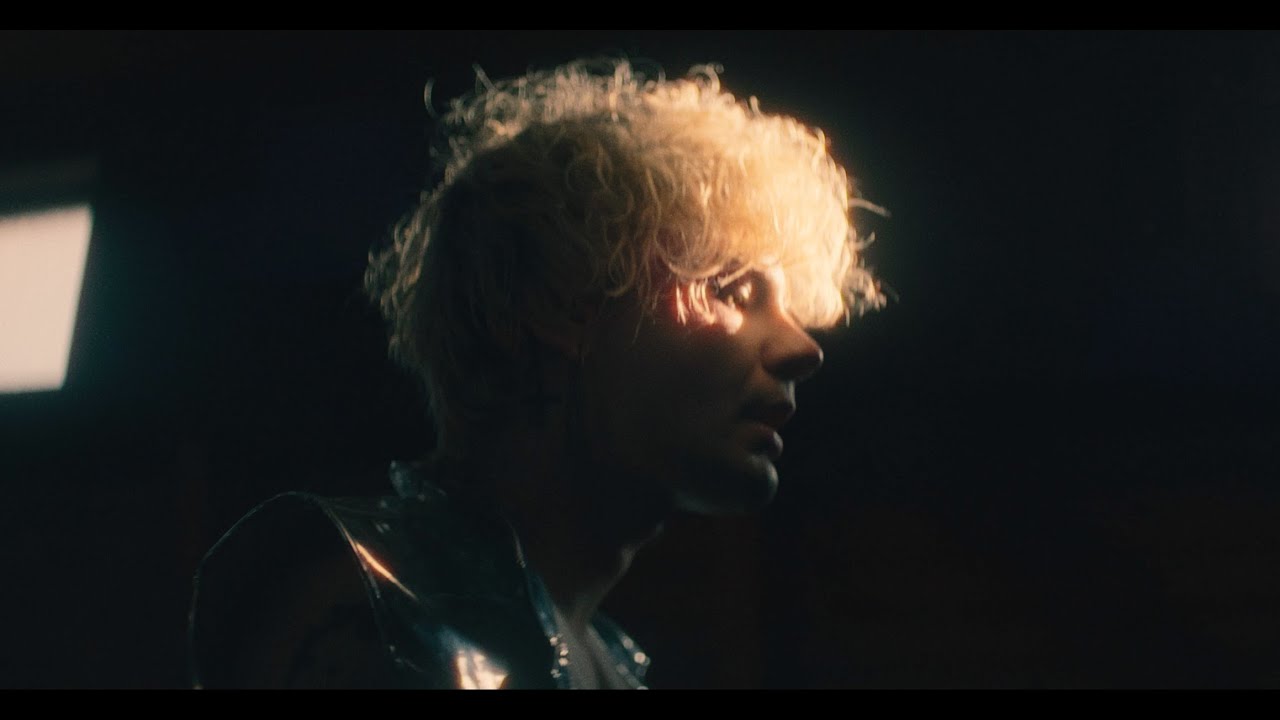 Jeremy Pascal - Two Tanks (prod. by Skyfarmer) - YouTube