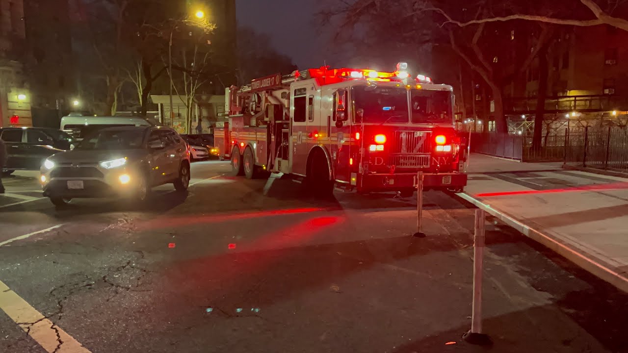 FDNY LADDER 17 RESPONDING - YouTube