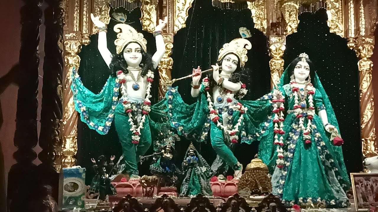 Mangalarti || ISKCON HBR Layout Bangalore || 07.10.2022 || - YouTube