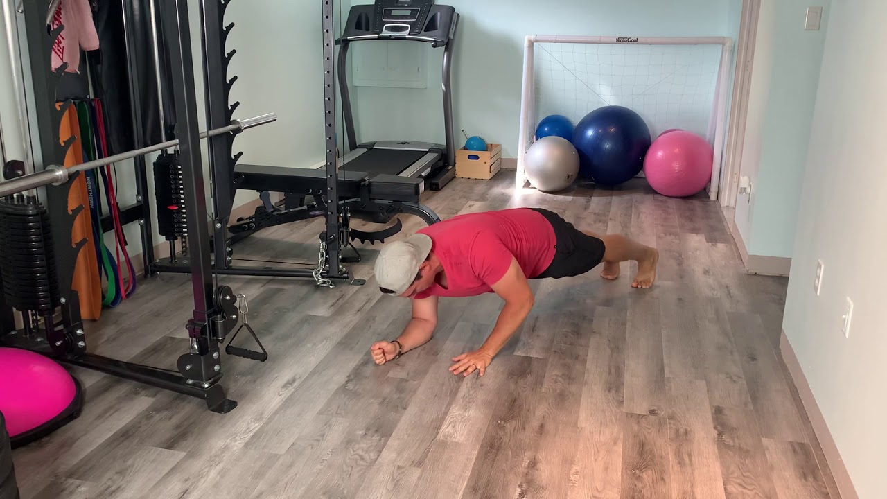 Commando Plank - YouTube