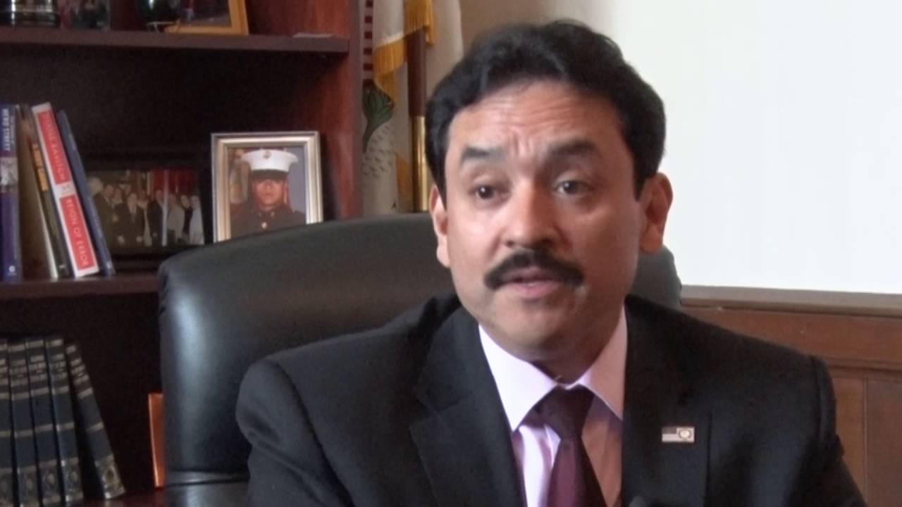 Sen. Tony Munoz on Memorial Day - YouTube