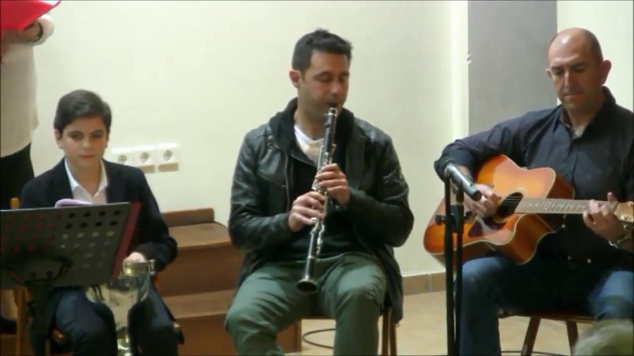 Να 'χα τη χάρη σου αητέ... Χορωδία Λεύκτρων. - YouTube