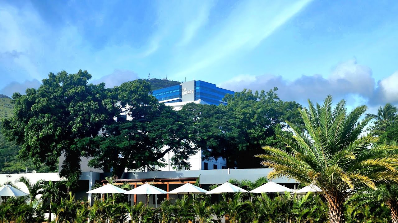 Marina Garden - By The Docks - A restaurant in an exotic garden on a ...