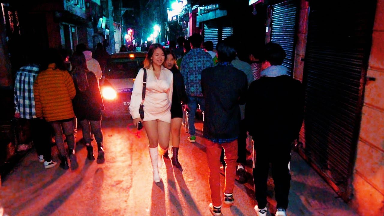 Friday Nightlife in Thamel, Nightclubs | Kathmandu City at Midnight ...